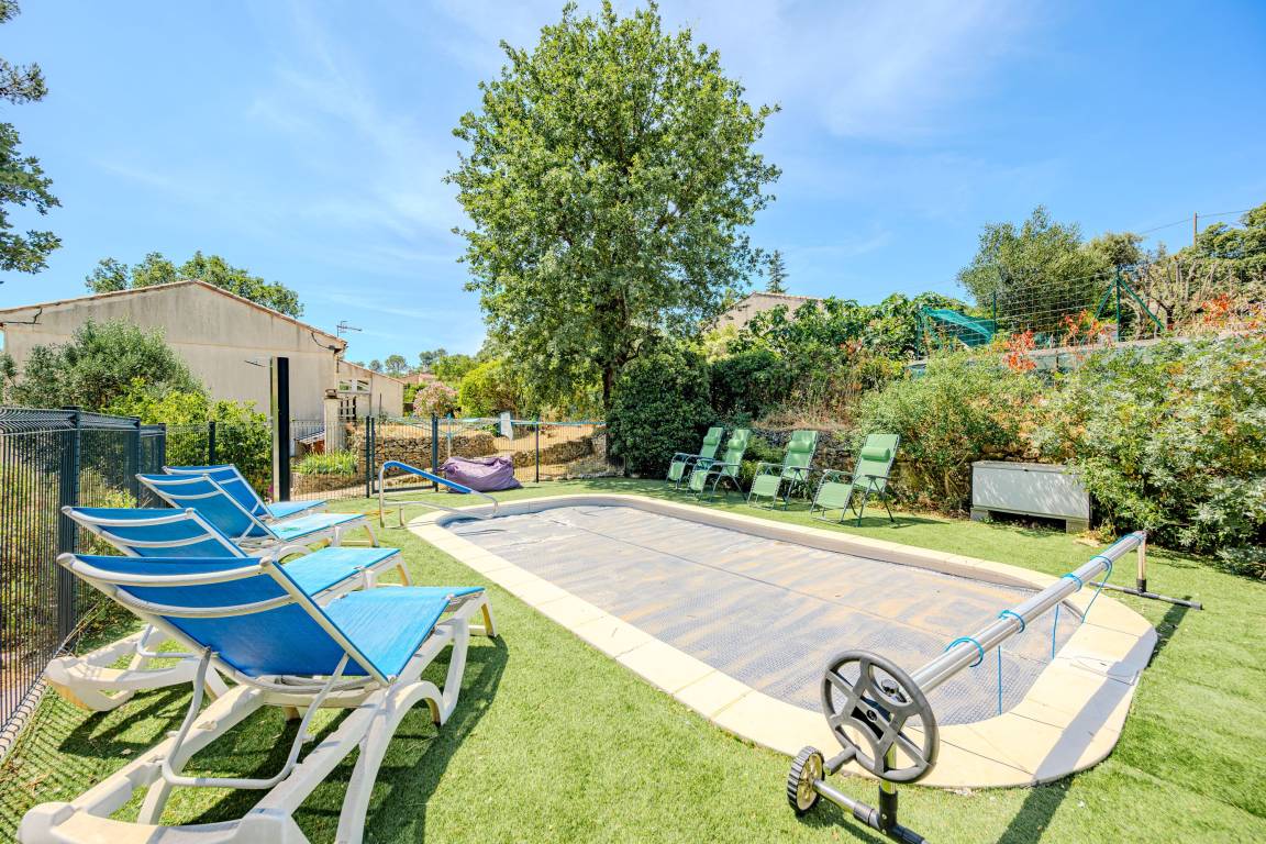 64 M² Appartement ∙ 2 Chambres ∙ 5 Personnes - Brignoles