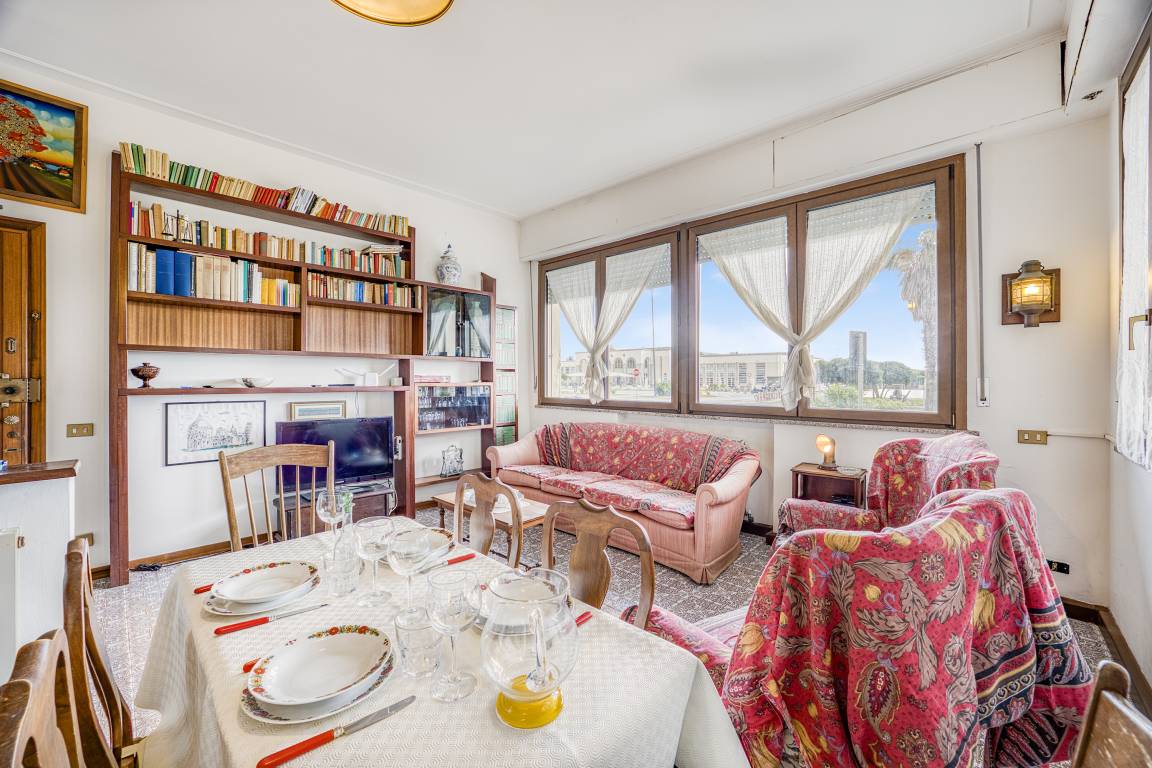 70 M² Apartment ∙ 2 Bedrooms ∙ 4 Guests - Viareggio