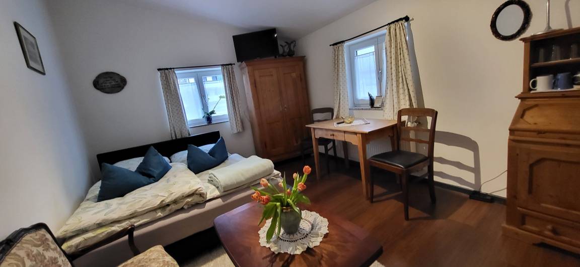 25 M² Ferienwohnung ∙ 2 Gäste - Bad Aibling