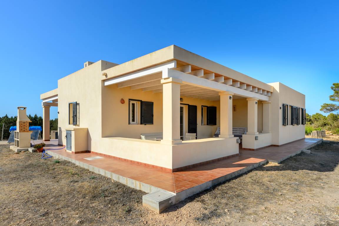 170 M² House ∙ 3 Bedrooms ∙ 6 Guests - Formentera