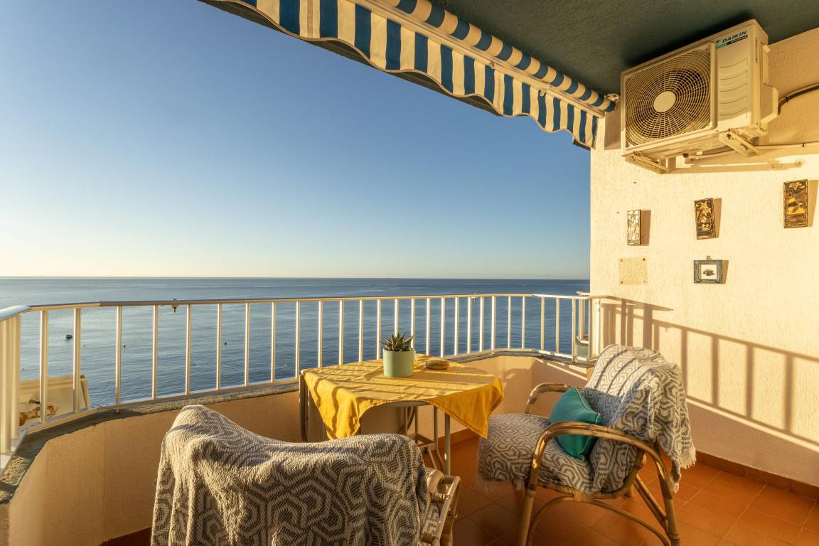 70 M² Apartment ∙ 2 Bedrooms ∙ 4 Guests - Almuñécar