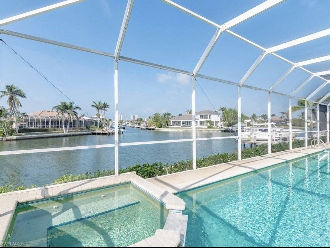 260 M² House ∙ 4 Bedrooms ∙ 8 Guests - Marco Island, FL