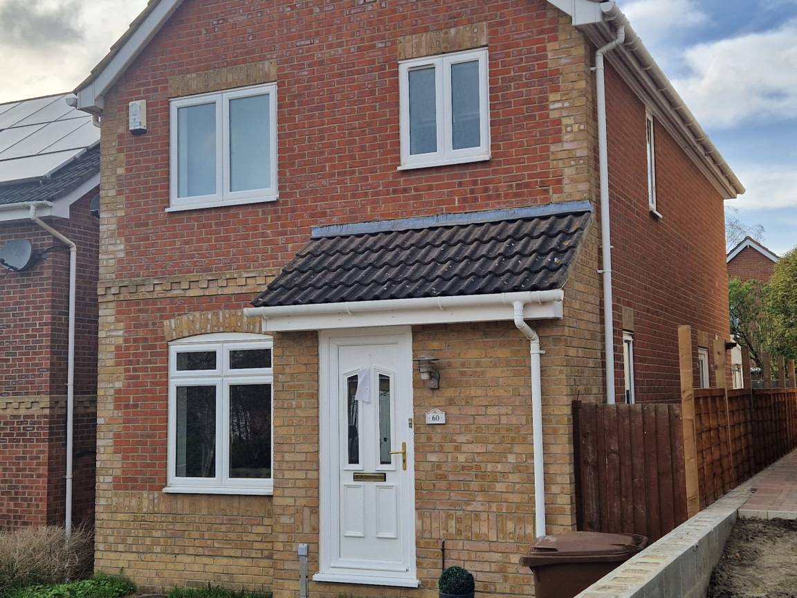 100 M² House ∙ 3 Bedrooms ∙ 5 Guests - Diggerland Kent