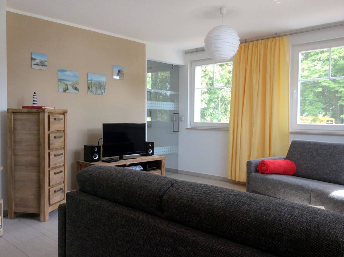 70 M² Ferienwohnung ∙ 2 Schlafzimmer ∙ 4 Gäste - Prerow