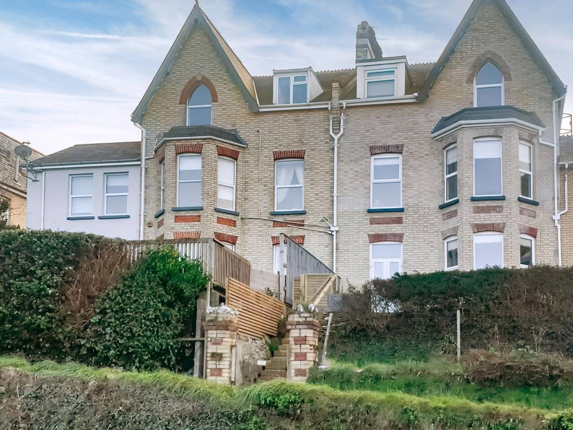 Cottage ∙ 8 Chambres ∙ 20 Personnes - Ilfracombe