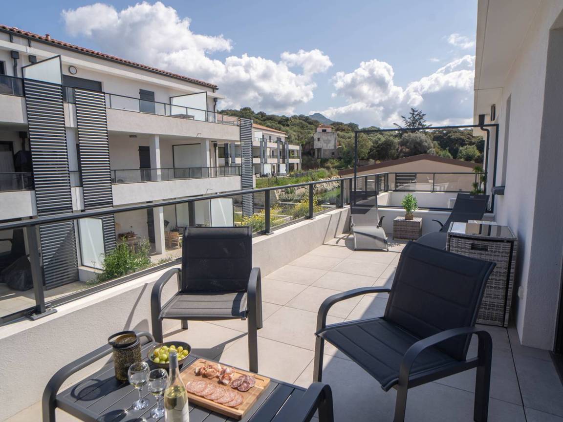 47 M² Studio ∙ 1 Chambre ∙ 2 Personnes - Propriano