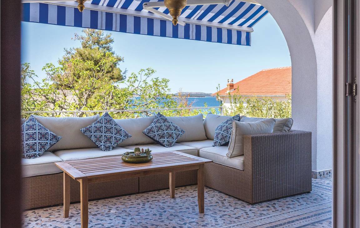 110 M² Ferienhaus ∙ 3 Schlafzimmer ∙ 6 Gäste - Primošten