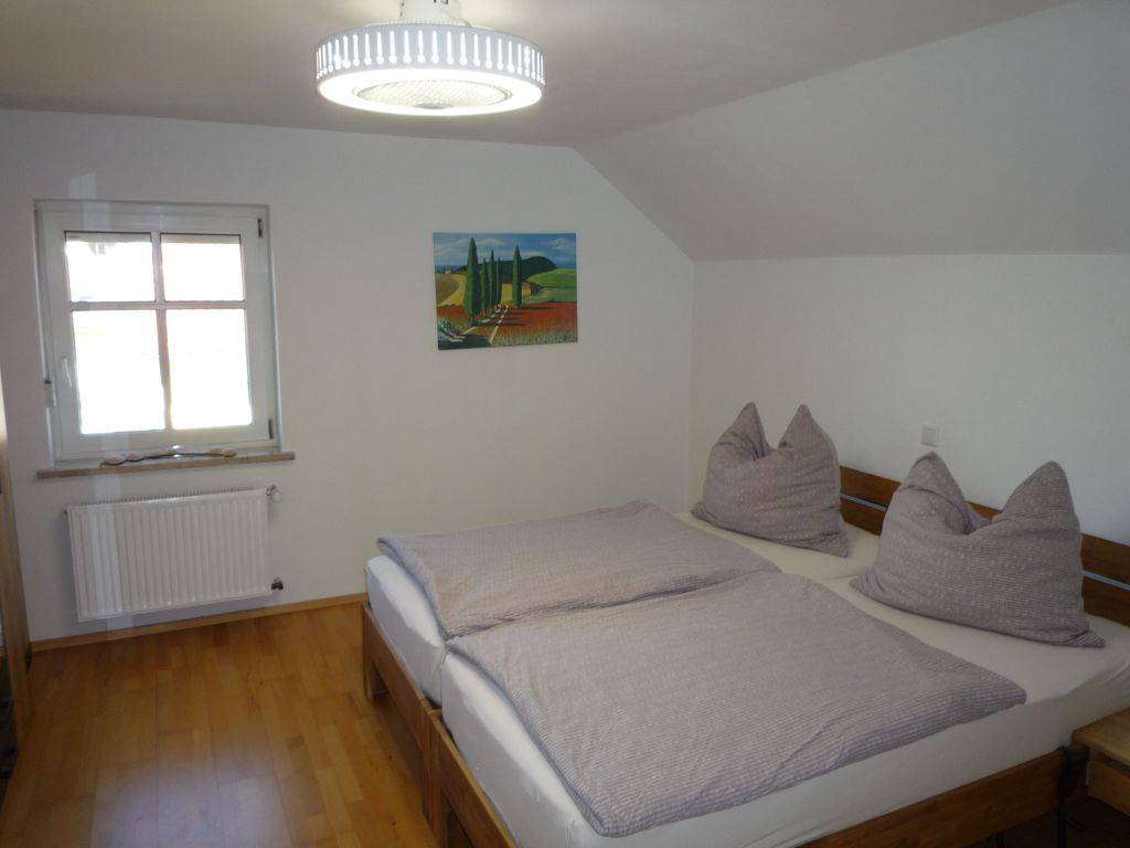 93 M² Apartment ∙ 2 Bedrooms ∙ 4 Guests - Bamberg