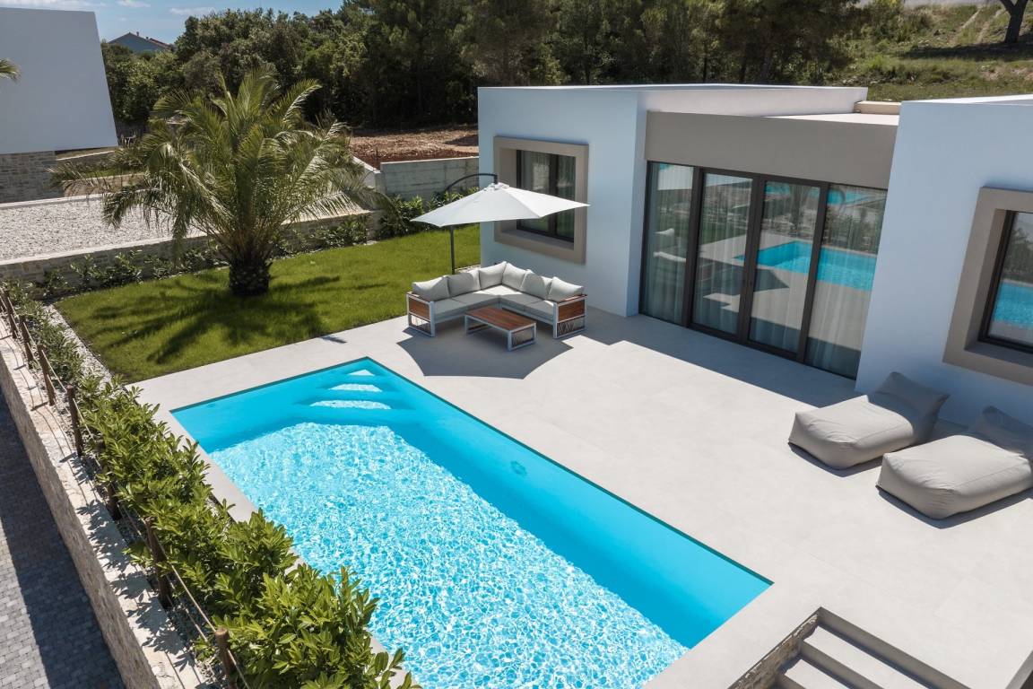 90 M² Villa ∙ 2 Makuuhuonetta ∙ 4 Vierasta - Sveti Filip i Jakov
