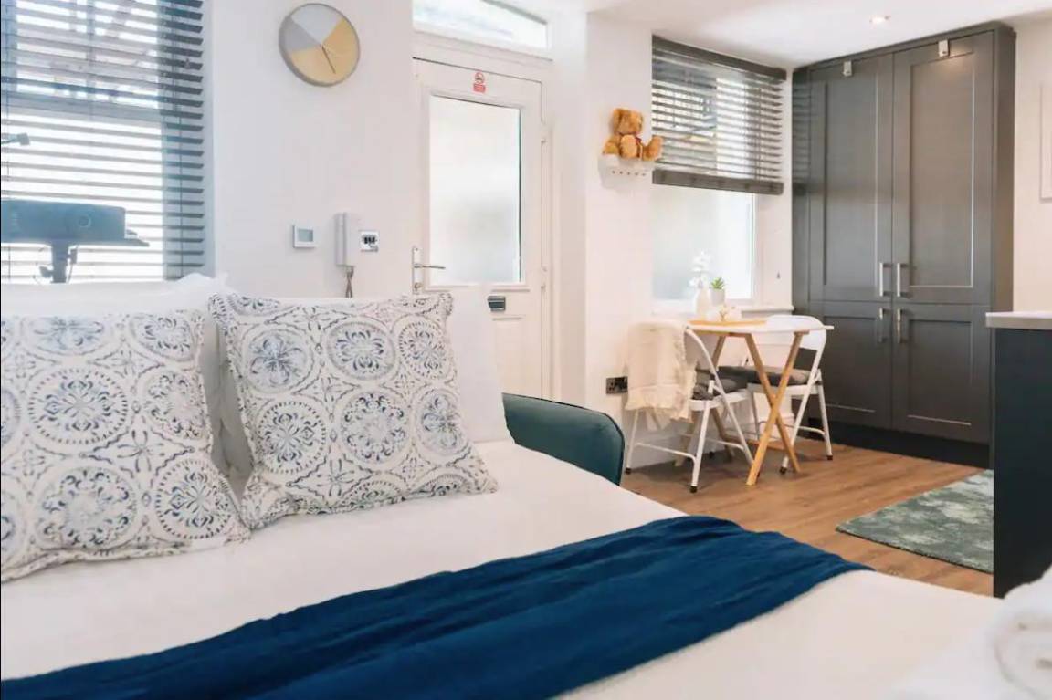 35 M² Studio Flat ∙ 1 Bedroom ∙ 3 Guests - University of Brighton City Campus