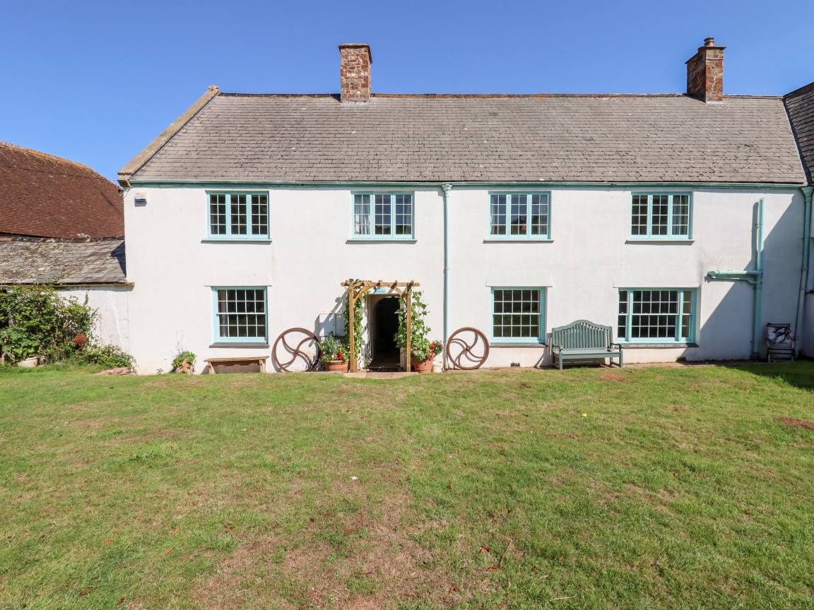 Cottage ∙ 2 Bedrooms ∙ 4 Guests - Minehead