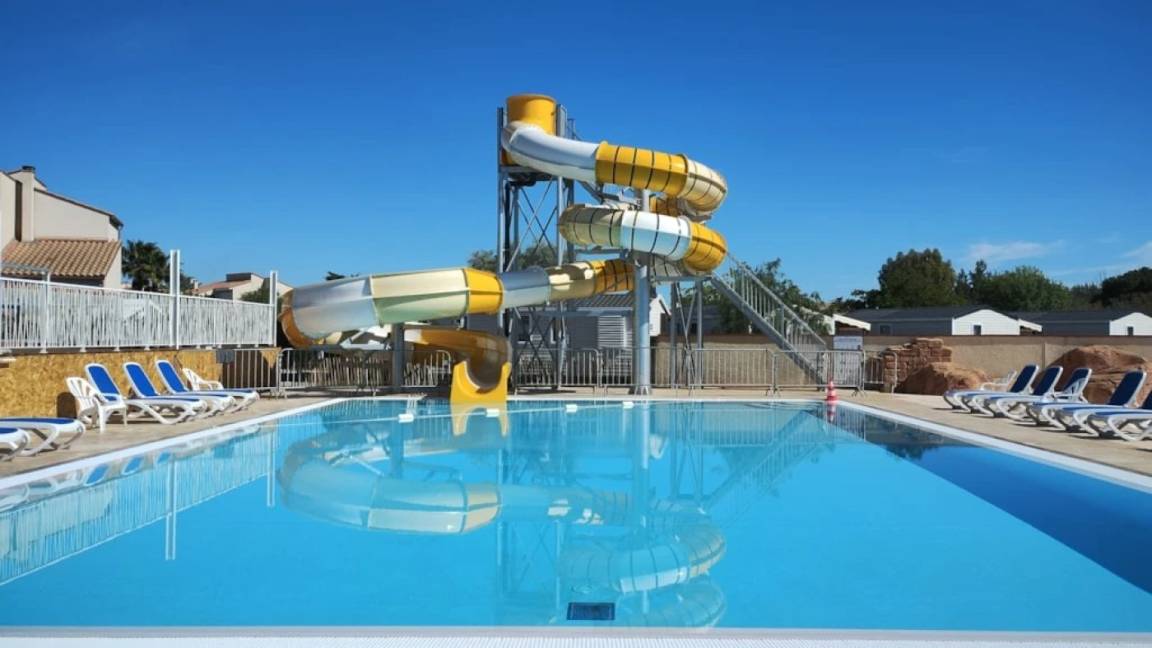 30 M² Camping ∙ 2 Chambres ∙ 4 Personnes - Perpignan