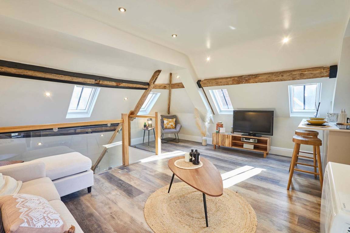 Ferienwohnung ∙ 2 Schlafzimmer ∙ 4 Gäste - Worcester
