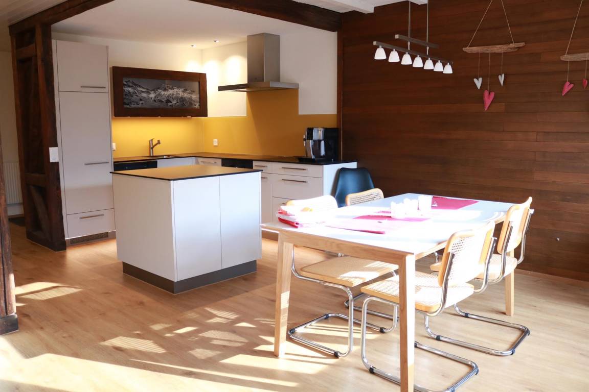 68 M² Ferienwohnung ∙ 2 Schlafzimmer ∙ 4 Gäste - Adelboden