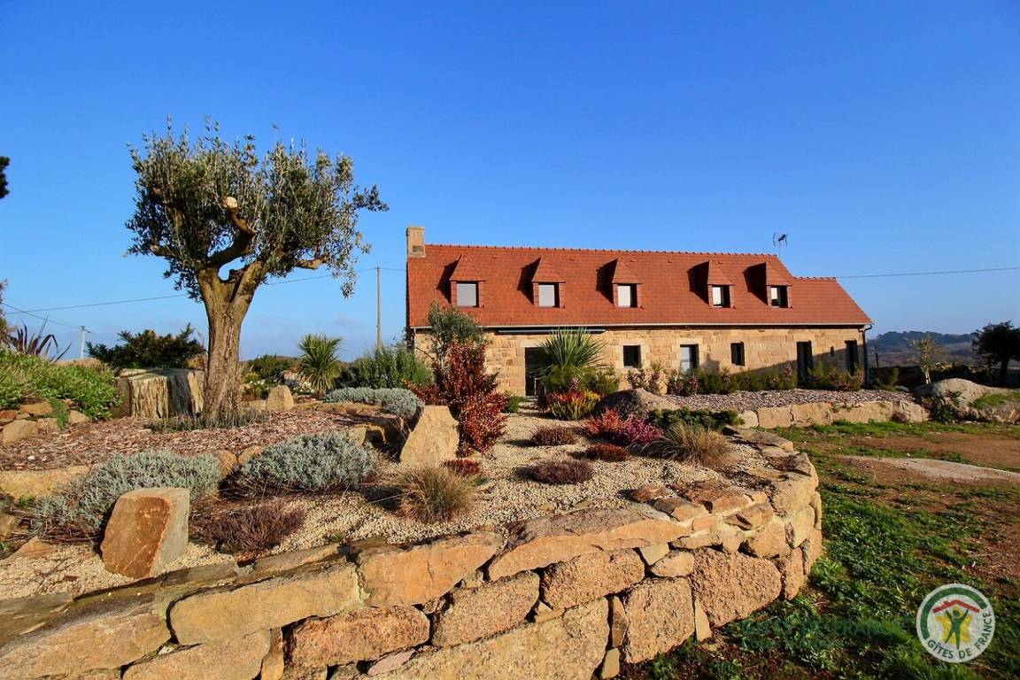 90 M² Gîte ∙ 3 Chambres ∙ 6 Personnes - Perros-Guirec