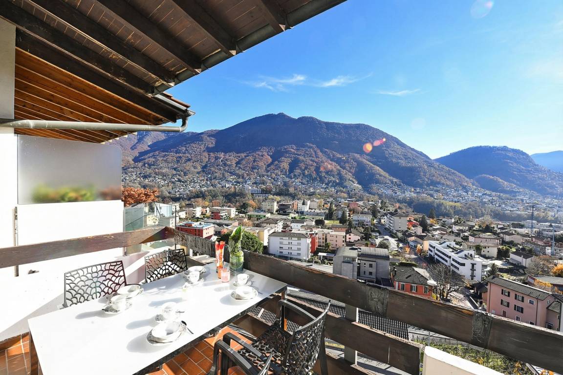 132 M² Huis ∙ 2 Slaapkamers ∙ 4 Gasten - Lugano