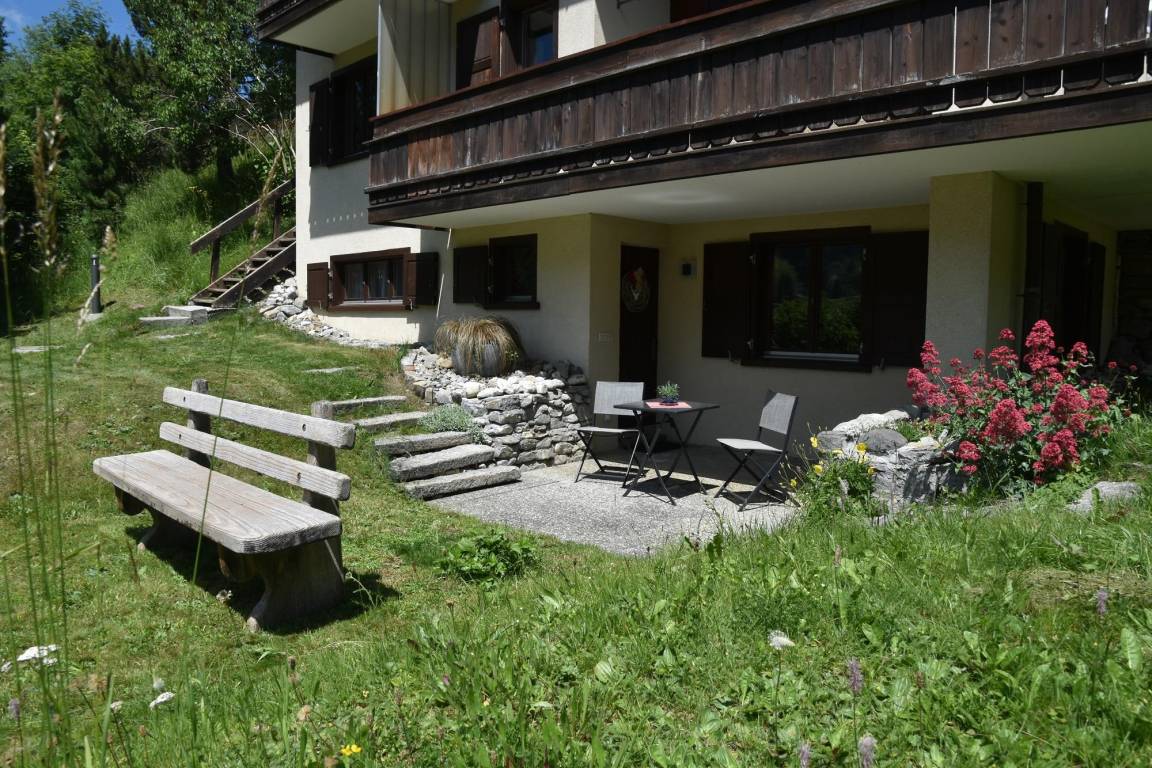 35 M² Ferienwohnung ∙ 1 Schlafzimmer ∙ 2 Gäste - Valbella