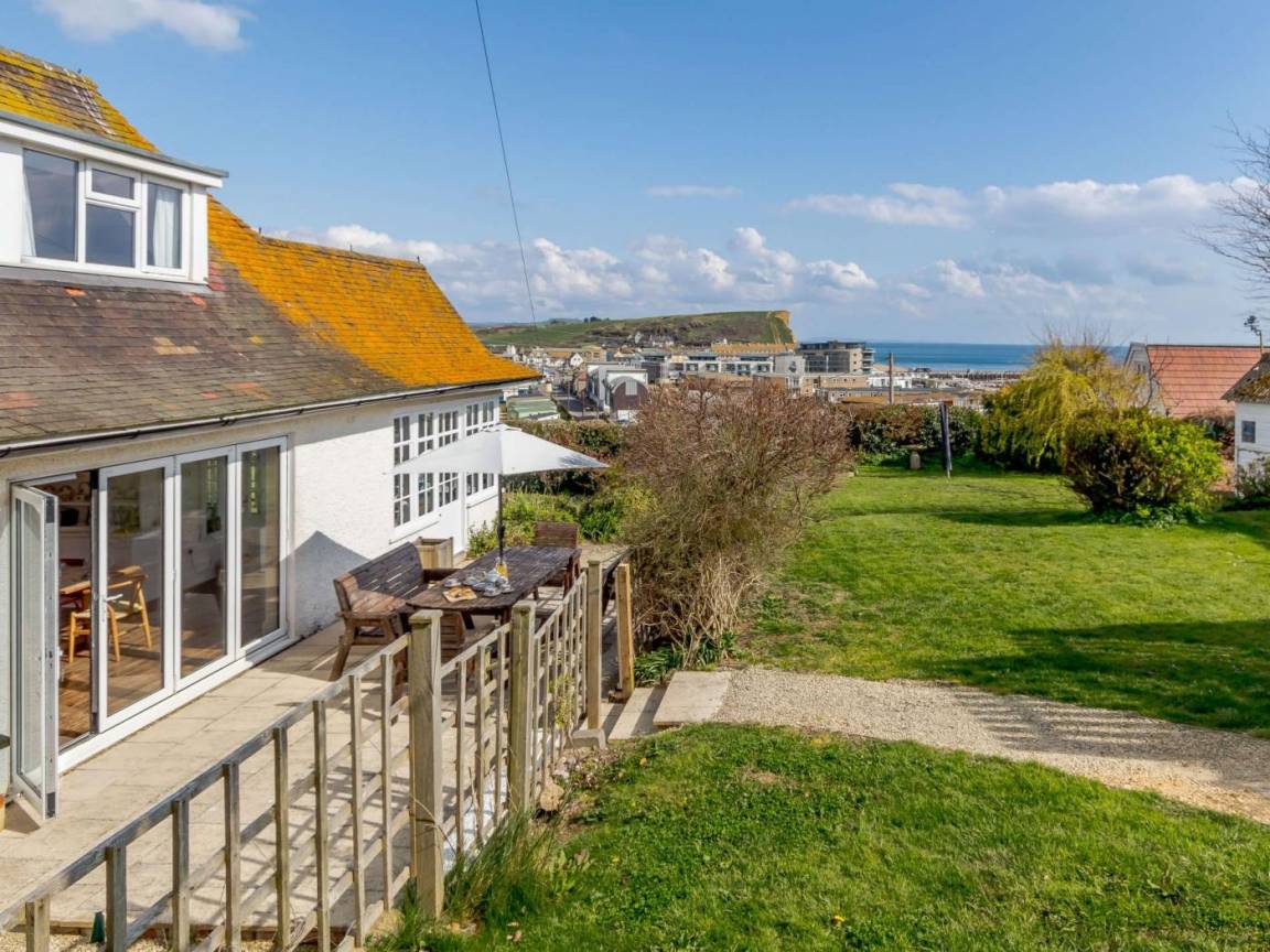 House ∙ 4 Bedrooms ∙ 8 Guests - Bridport