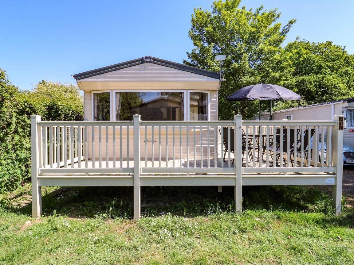 Cottage ∙ 3 Bedrooms ∙ 6 Guests - Walton-on-the-Naze
