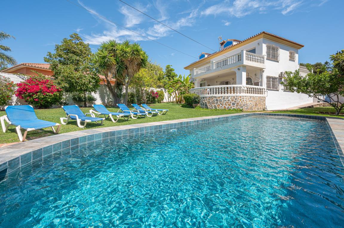 192 M² Villa ∙ 7 Habitaciones ∙ 16 Huéspedes - Marbella