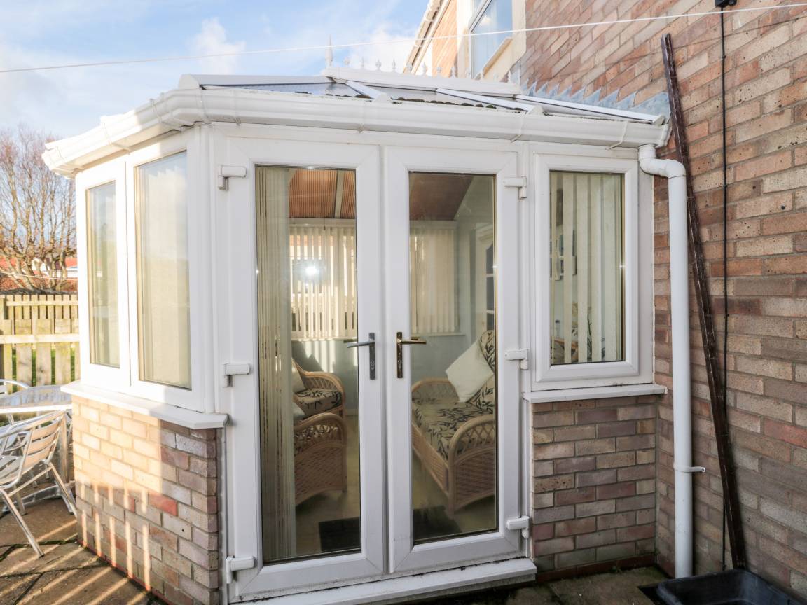 Cottage in Beadnell with Garden + Cheviot View