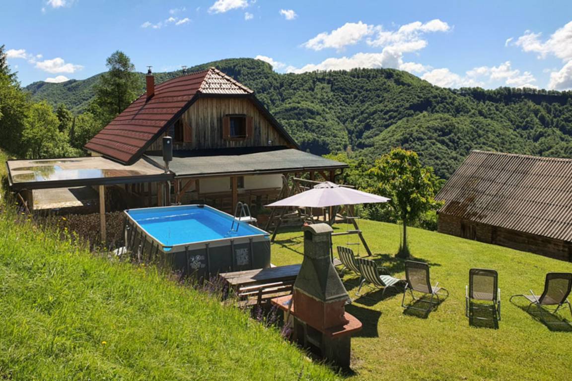 130 M² House ∙ 2 Bedrooms ∙ 6 Guests - Slovenia