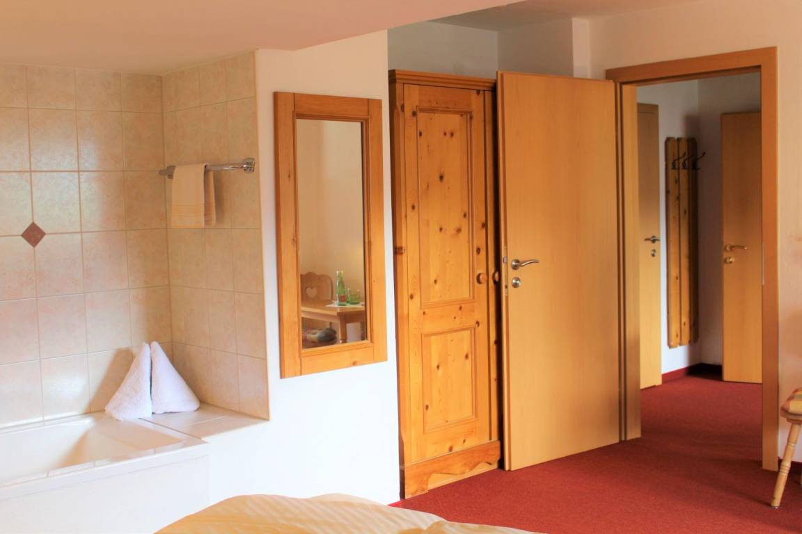 32 M² Hotel ∙ 1 Bedroom ∙ 4 Guests - Westendorf