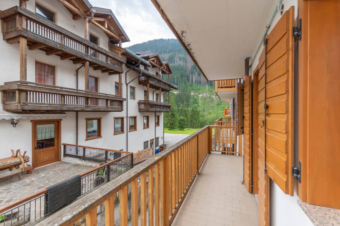 30 M² Monolocale ∙ 4 Ospiti - Piè Falcade