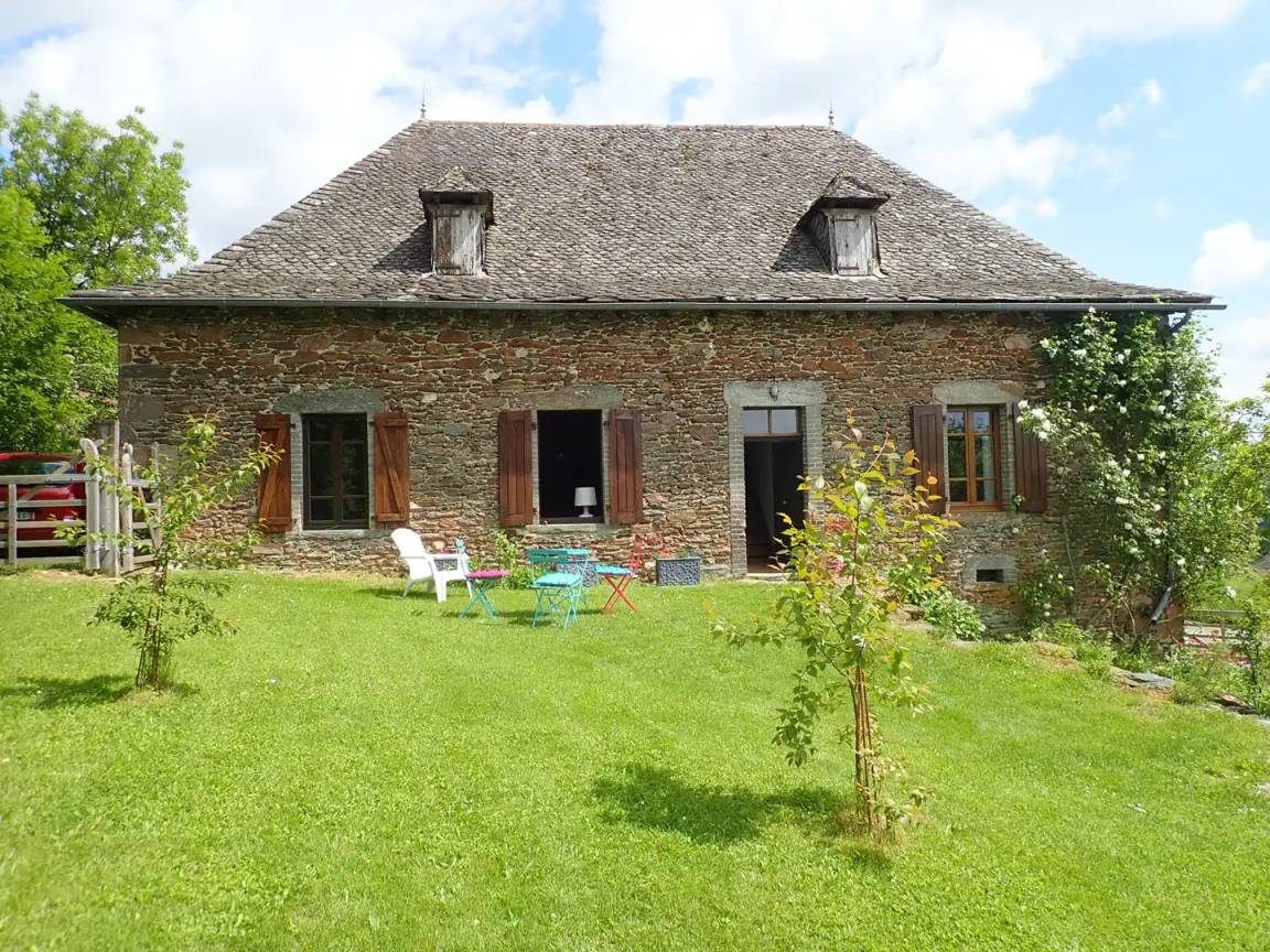 100 M² House ∙ 3 Bedrooms ∙ 6 Guests - Conques
