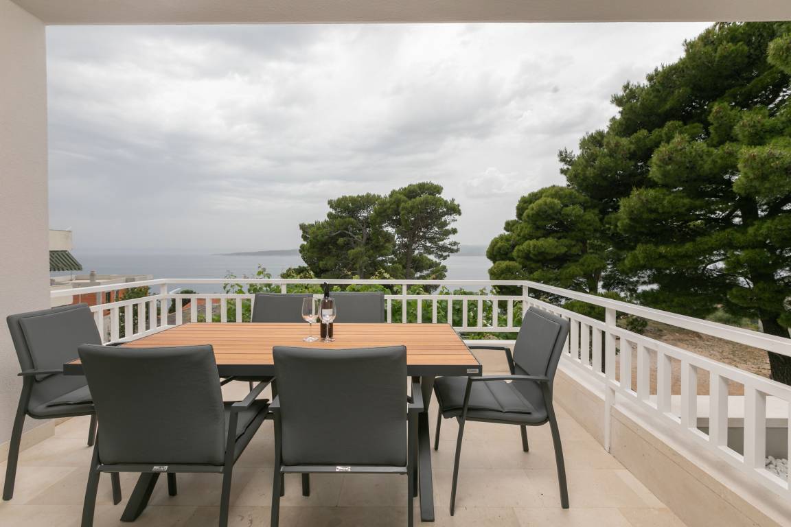 75 M² Appartement ∙ 2 Slaapkamers ∙ 6 Gasten - Brela