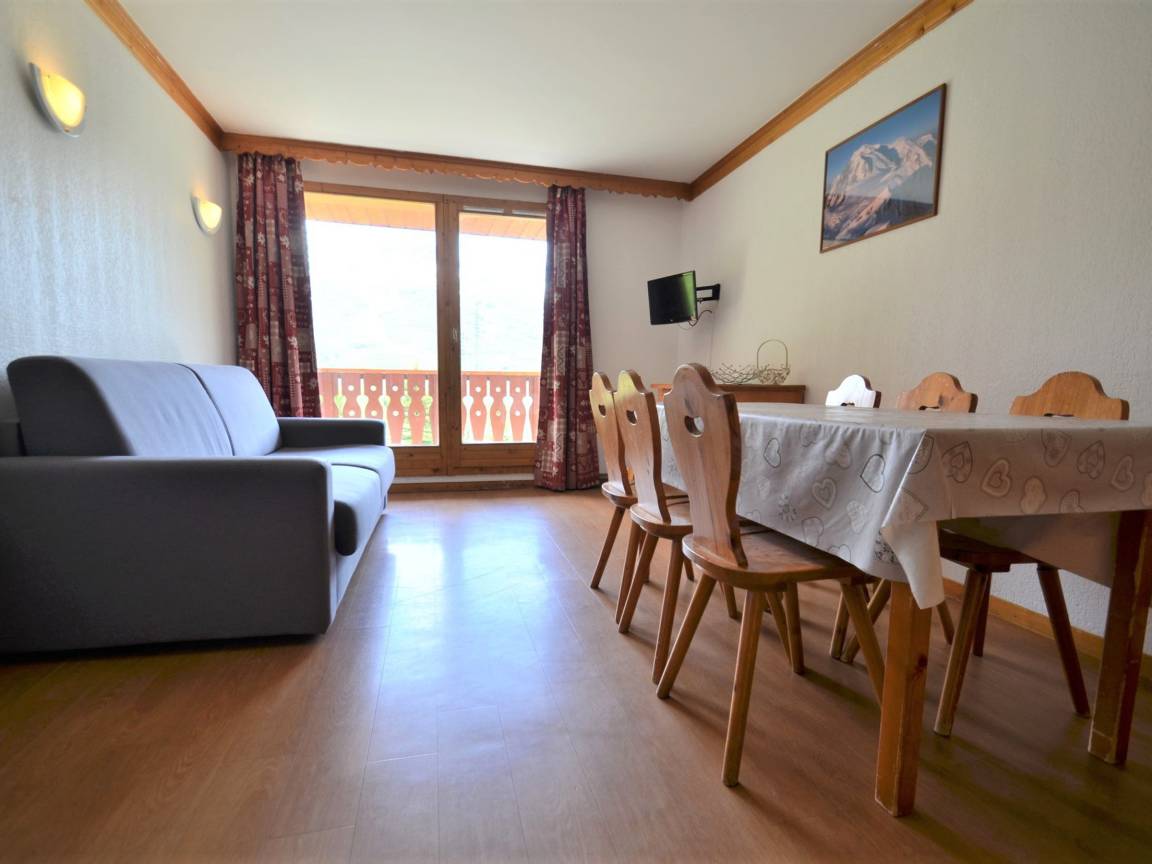 65 M² Apartamento ∙ 3 Habitaciones ∙ 8 Huéspedes - Les Menuires