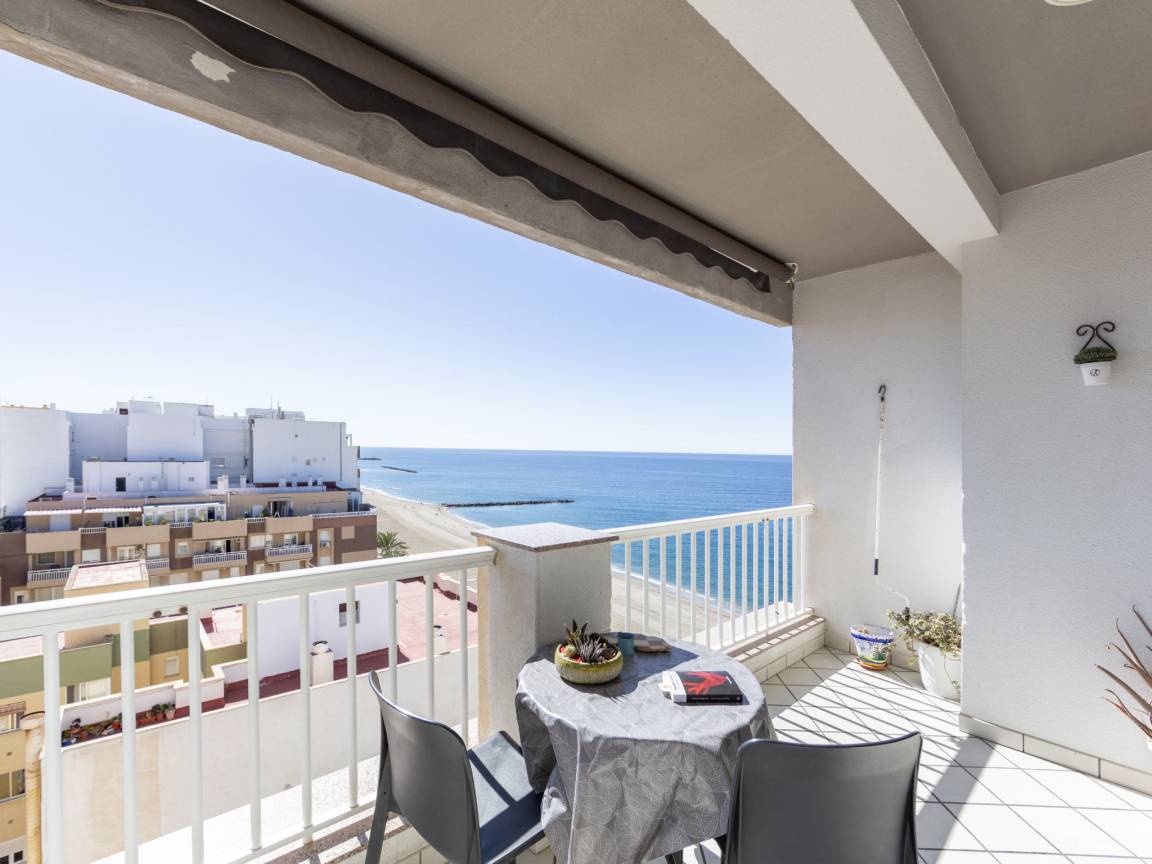 70 M² Apartment ∙ 2 Bedrooms ∙ 4 Guests - Almería