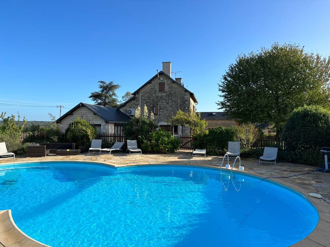 200 M² Maison De Vacances ∙ 4 Chambres ∙ 9 Personnes - La Crèche