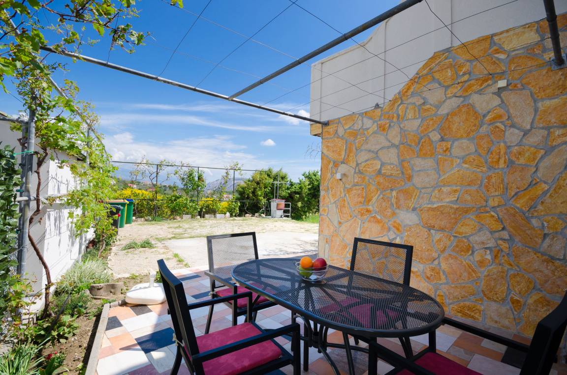 35 M² Ferienwohnung ∙ 1 Schlafzimmer ∙ 3 Gäste - Lopar