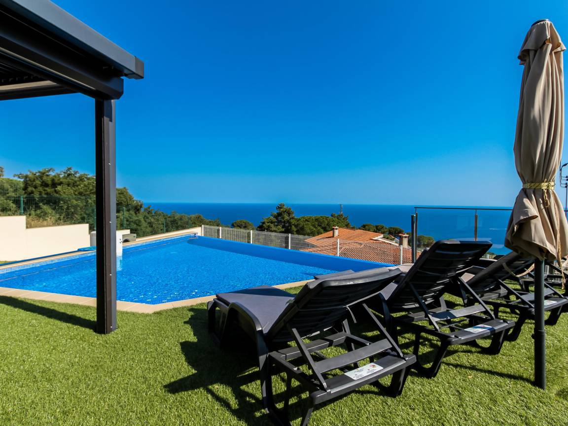 400 M² Ferienhaus ∙ 6 Schlafzimmer ∙ 14 Gäste - Lloret de Mar