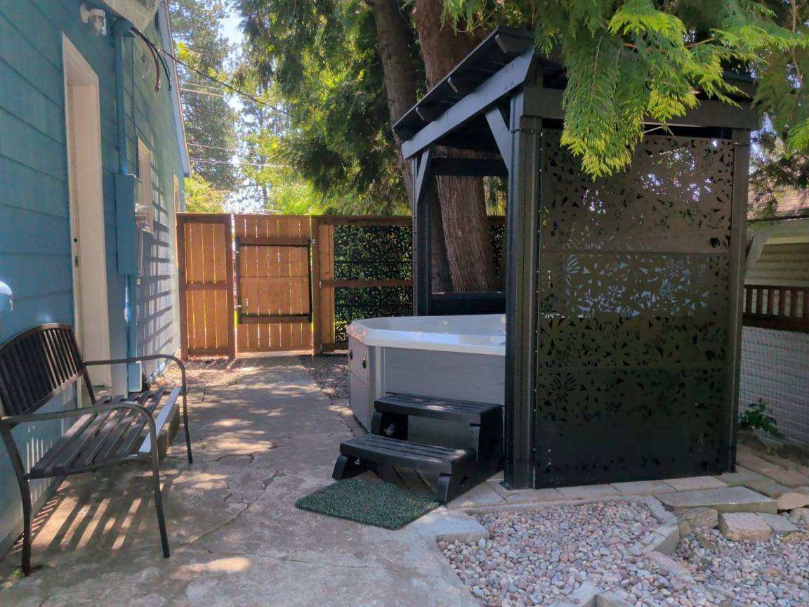 79 M² House ∙ 2 Bedrooms ∙ 3 Guests - Post Falls, ID