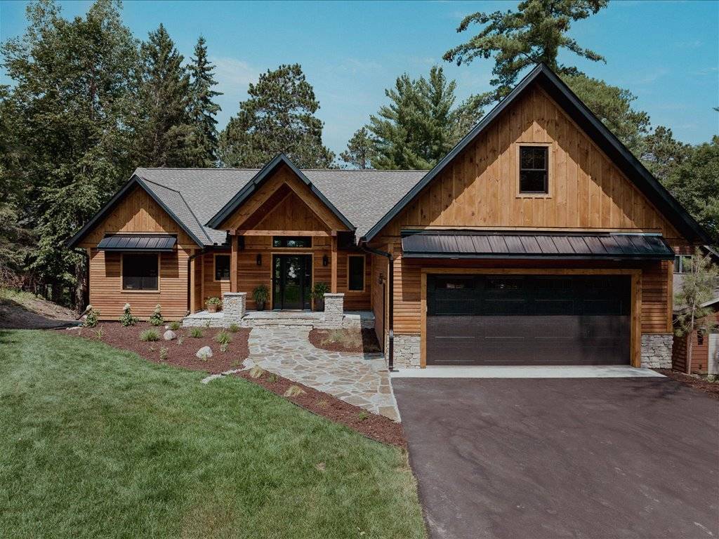 381 M² Cabin ∙ 5 Bedrooms ∙ 13 Guests - Crosslake, MN