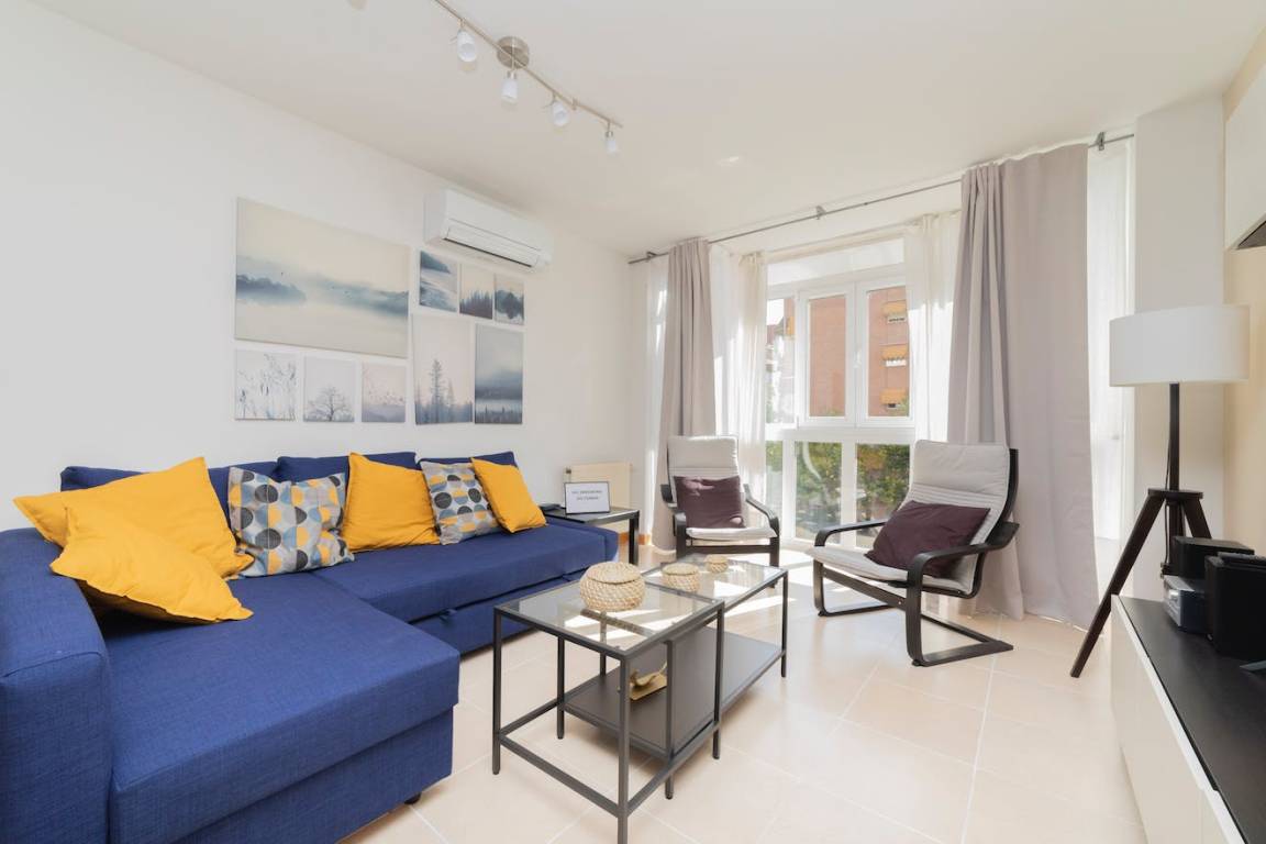 80 M² Apartment ∙ 2 Bedrooms ∙ 4 Guests - Getafe