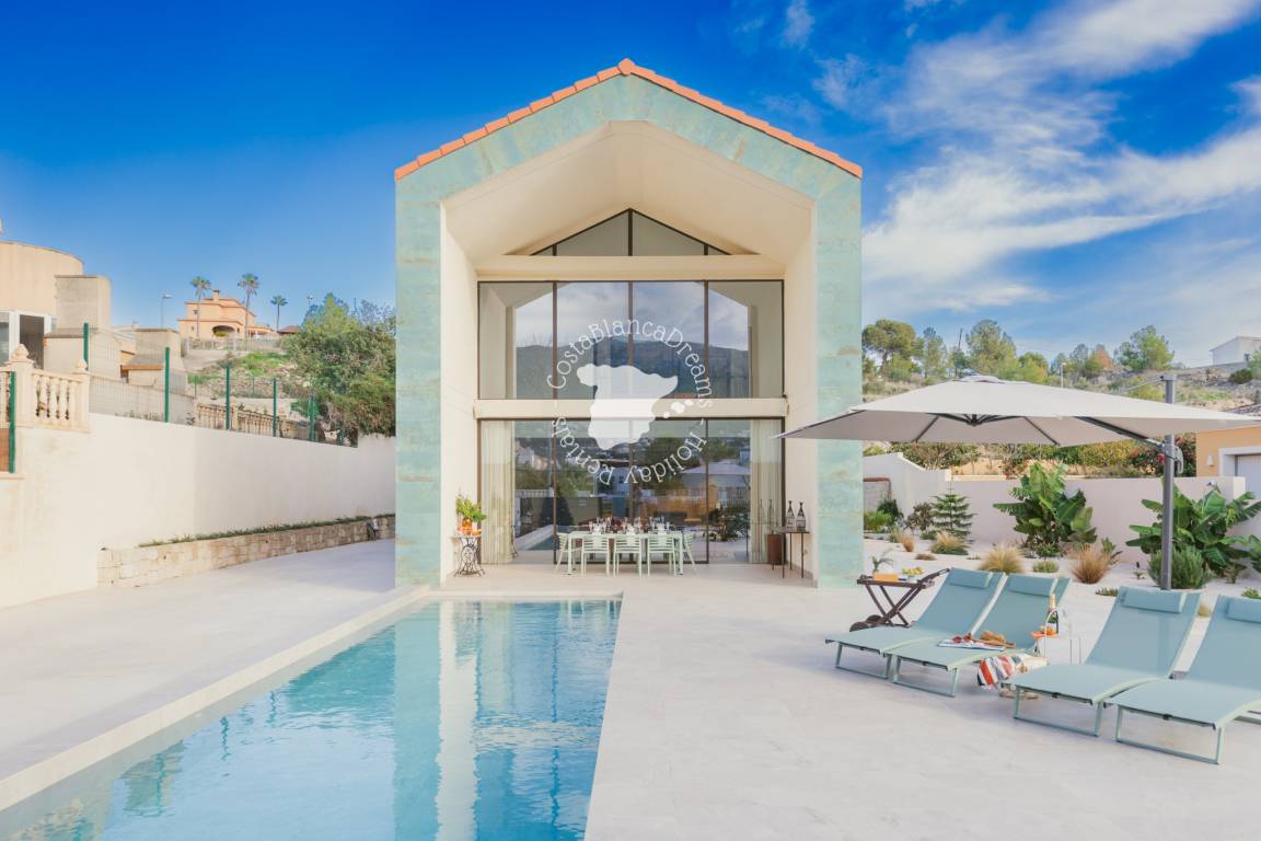 260 M² Villa ∙ 3 Bedrooms ∙ 6 Guests - Altea