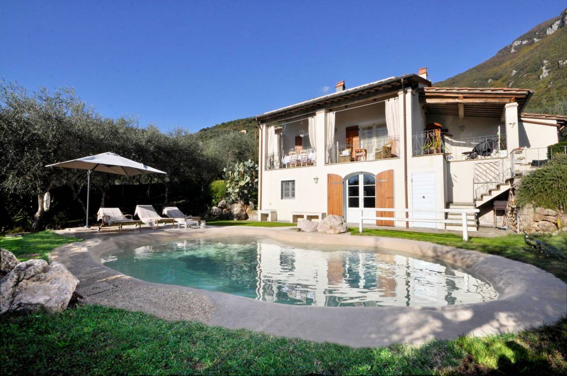 150 M² House ∙ 4 Bedrooms ∙ 7 Guests - Camaiore