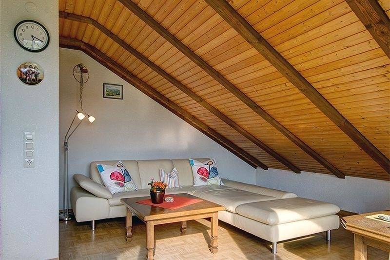 45 M² Ferienwohnung ∙ 1 Schlafzimmer ∙ 2 Gäste - Fladungen