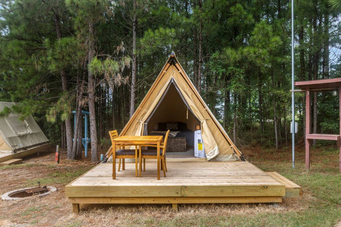 Cabin ∙ 1 Bedroom ∙ 2 Guests - San Jacinto County