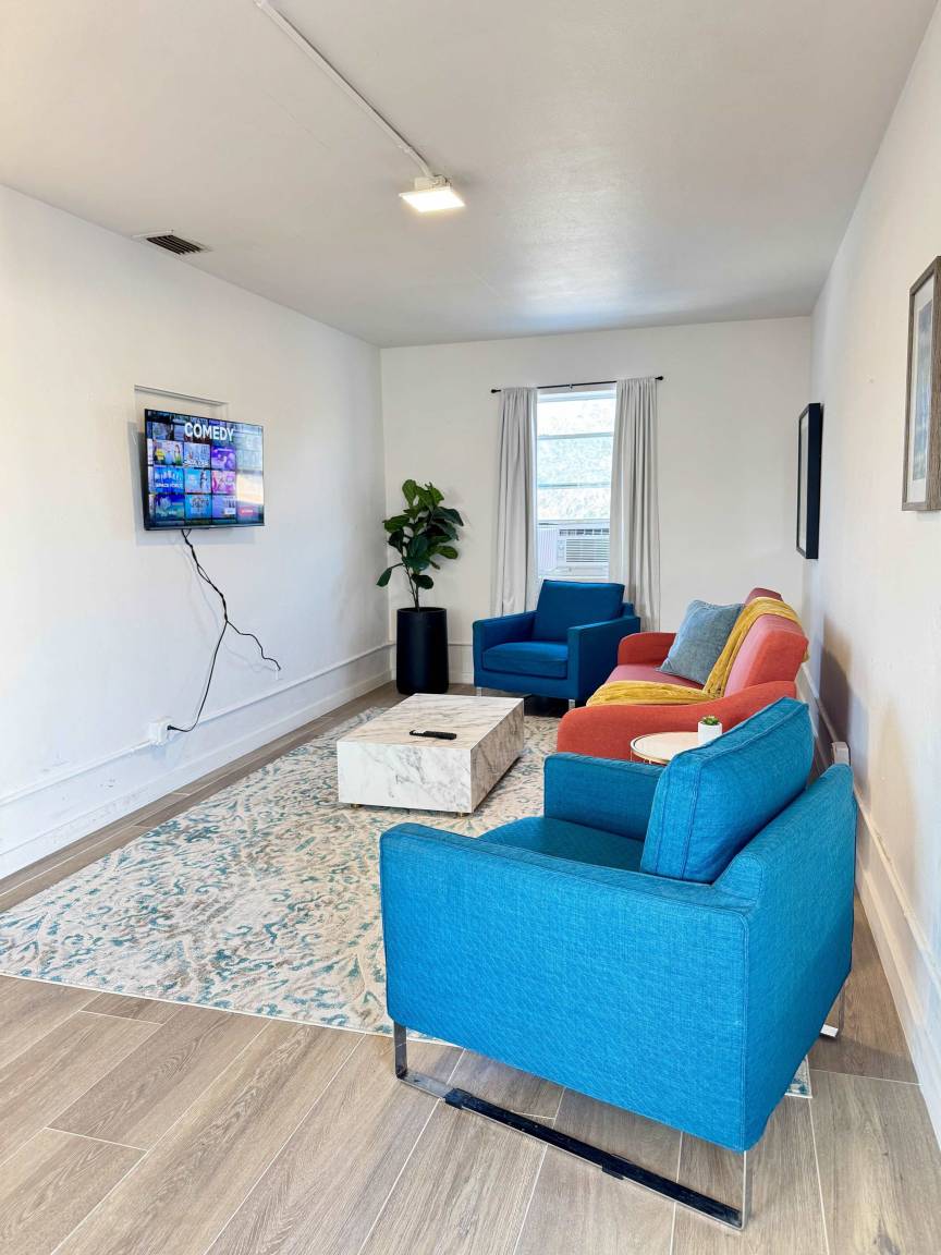 Apartment ∙ 1 Bedroom ∙ 4 Guests - Gulfport, FL
