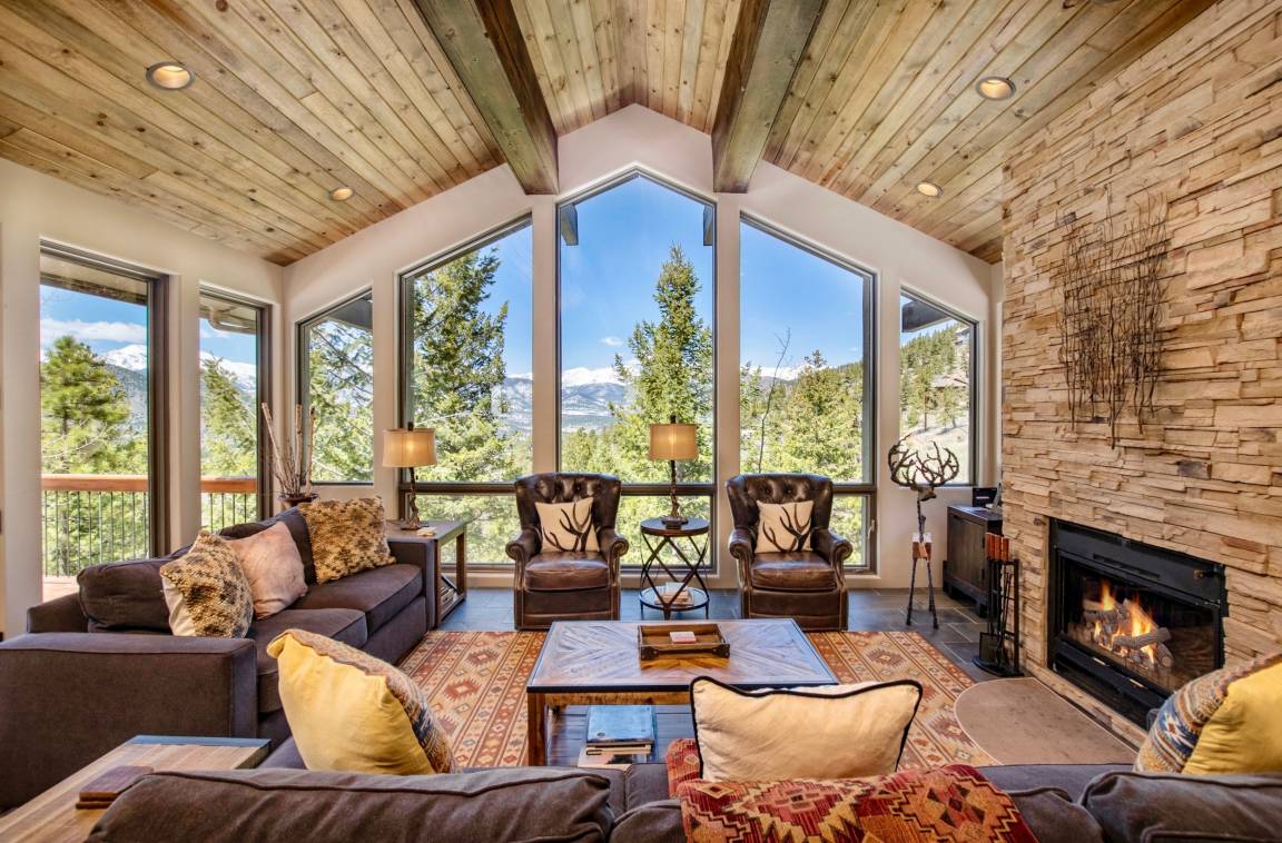 334 M² House ∙ 4 Bedrooms ∙ 10 Guests - Estes Park, CO