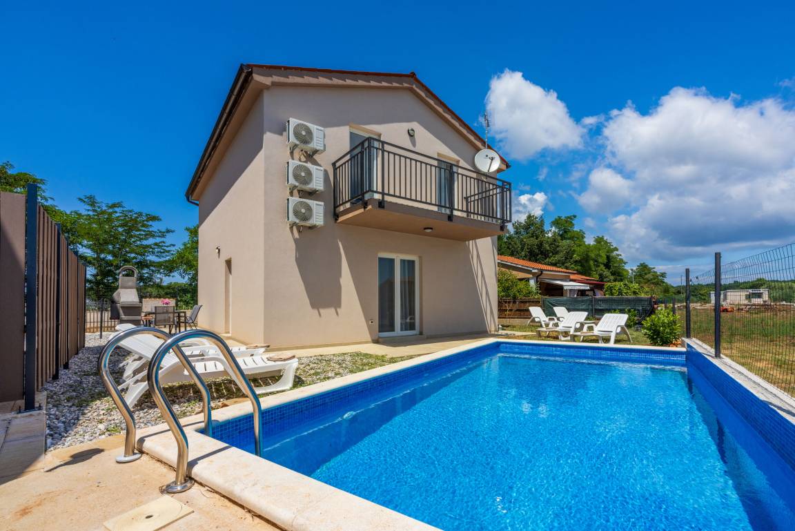 110 M² Casa ∙ 3 Camere Da Letto ∙ 6 Ospiti - Pola