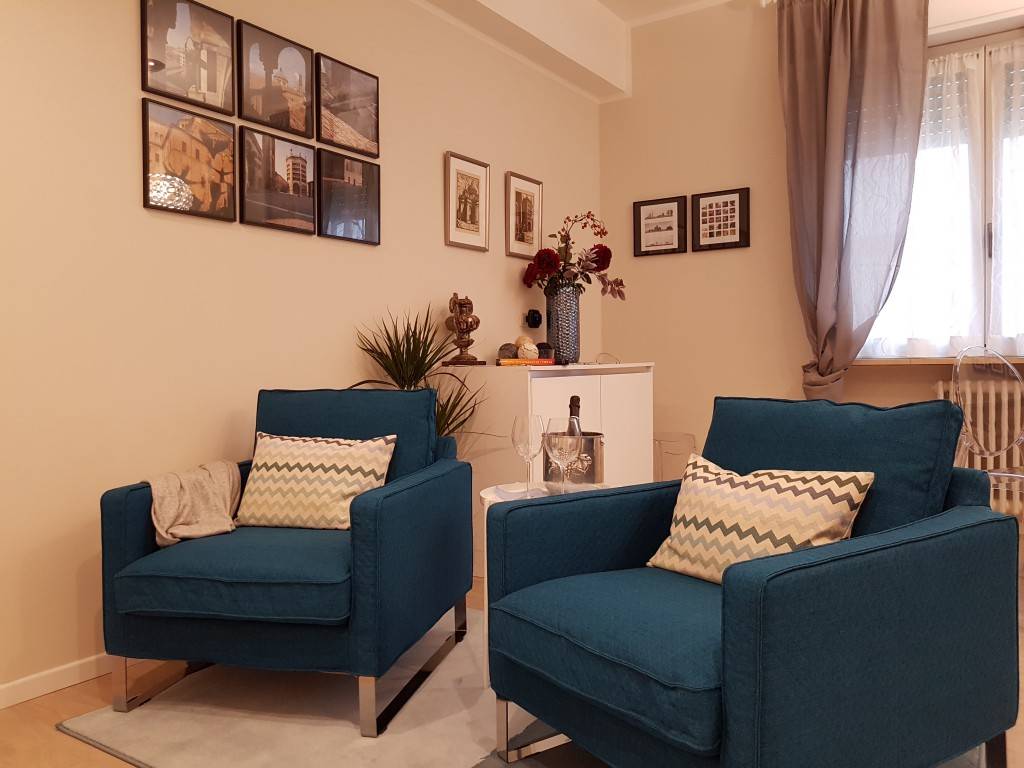 61 M² Ferienwohnung ∙ 2 Schlafzimmer ∙ 4 Gäste - Parma