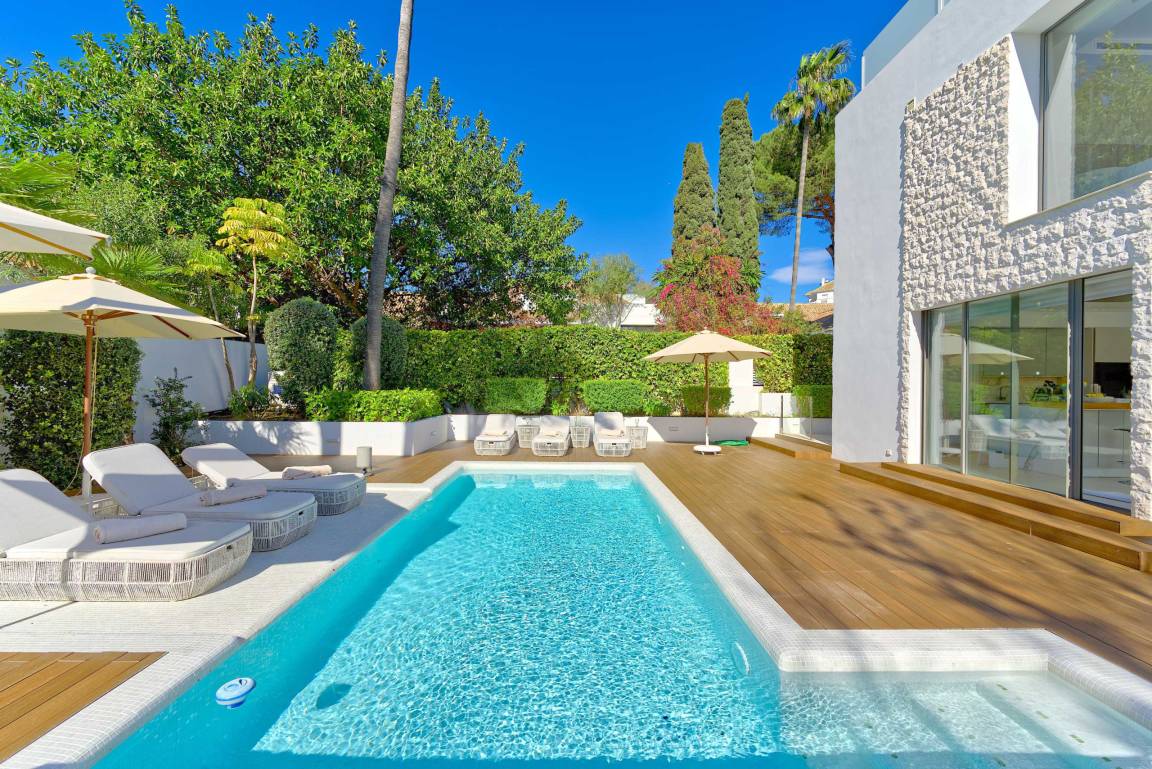 300 M² Villa Vacanza ∙ 5 Camere Da Letto ∙ 10 Ospiti - Puerto Banus