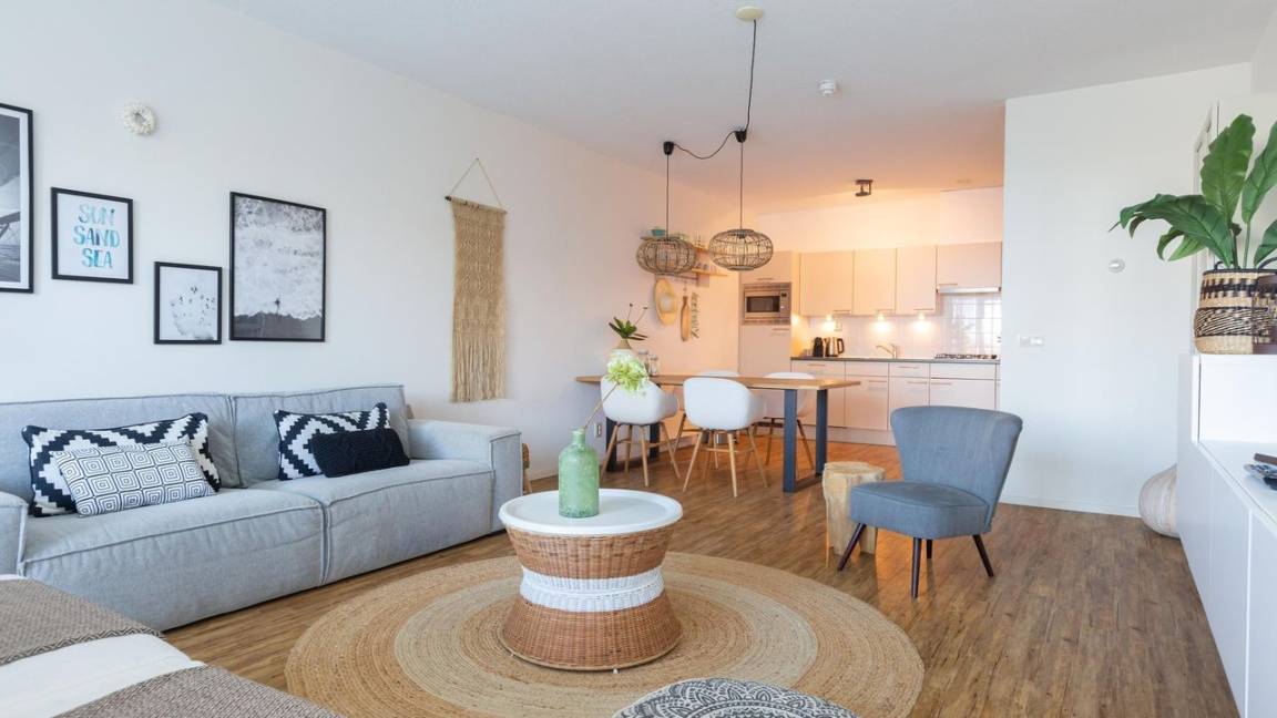 74 M² Apartment ∙ 1 Bedroom ∙ 4 Guests - Scheveningen