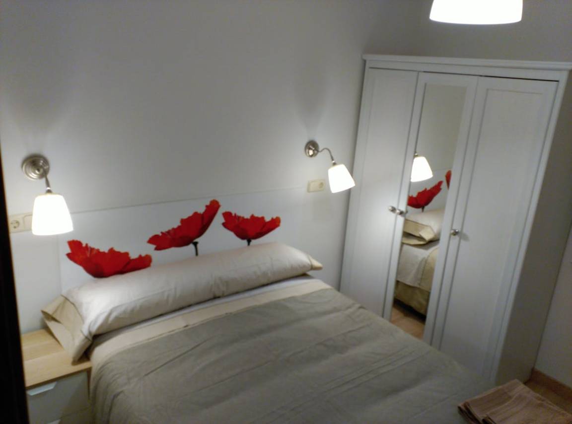 90 M² Apartamento ∙ 3 Habitaciones ∙ 6 Huéspedes - Pozuelo de Alarcón
