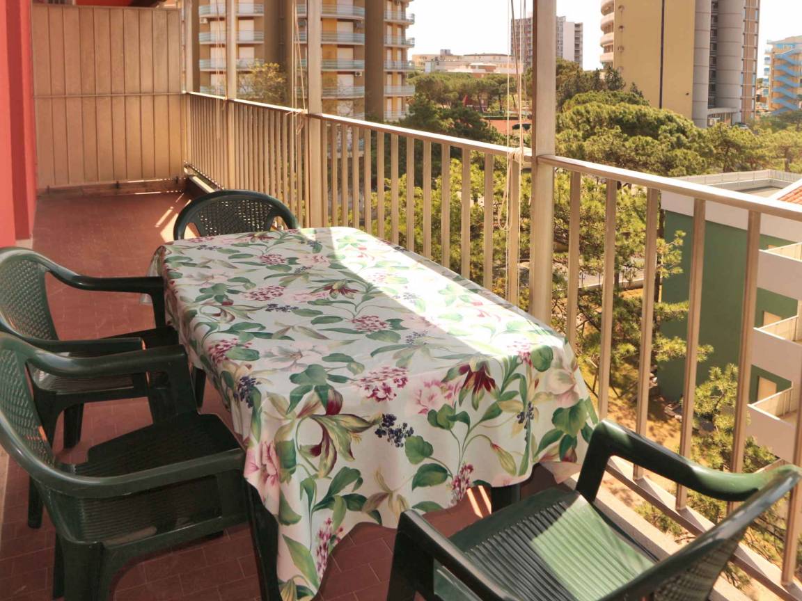 Apartamento ∙ 2 Quartos ∙ 5 Hóspedes - Lignano Sabbiadoro